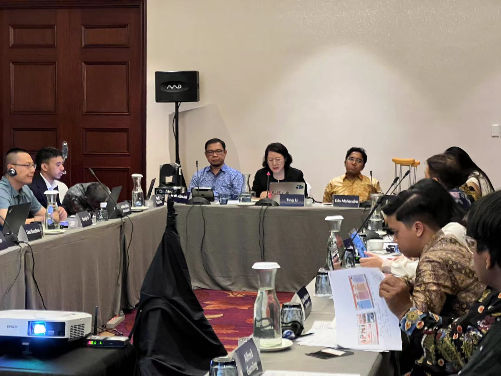 中国-东南亚能源转型合作系列研讨会——“印度尼西亚自备电厂低碳转型与中国企业的角色”闭门研讨会顺利举行 - 落基山研究所（RMI)